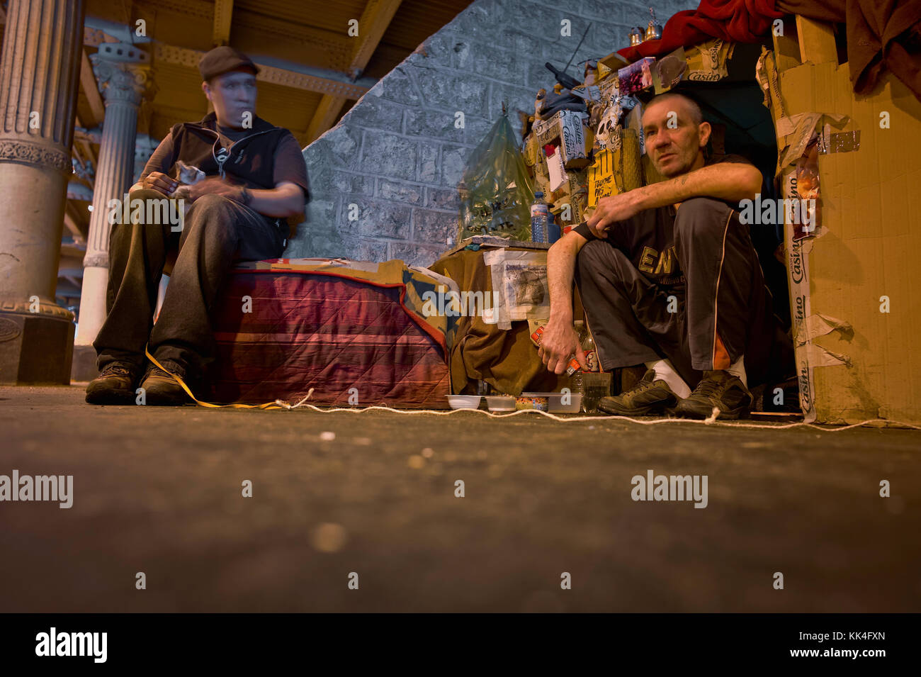 Vivant dans un parking - 02/06/2012 - - pascal, Ben et le chaton ...