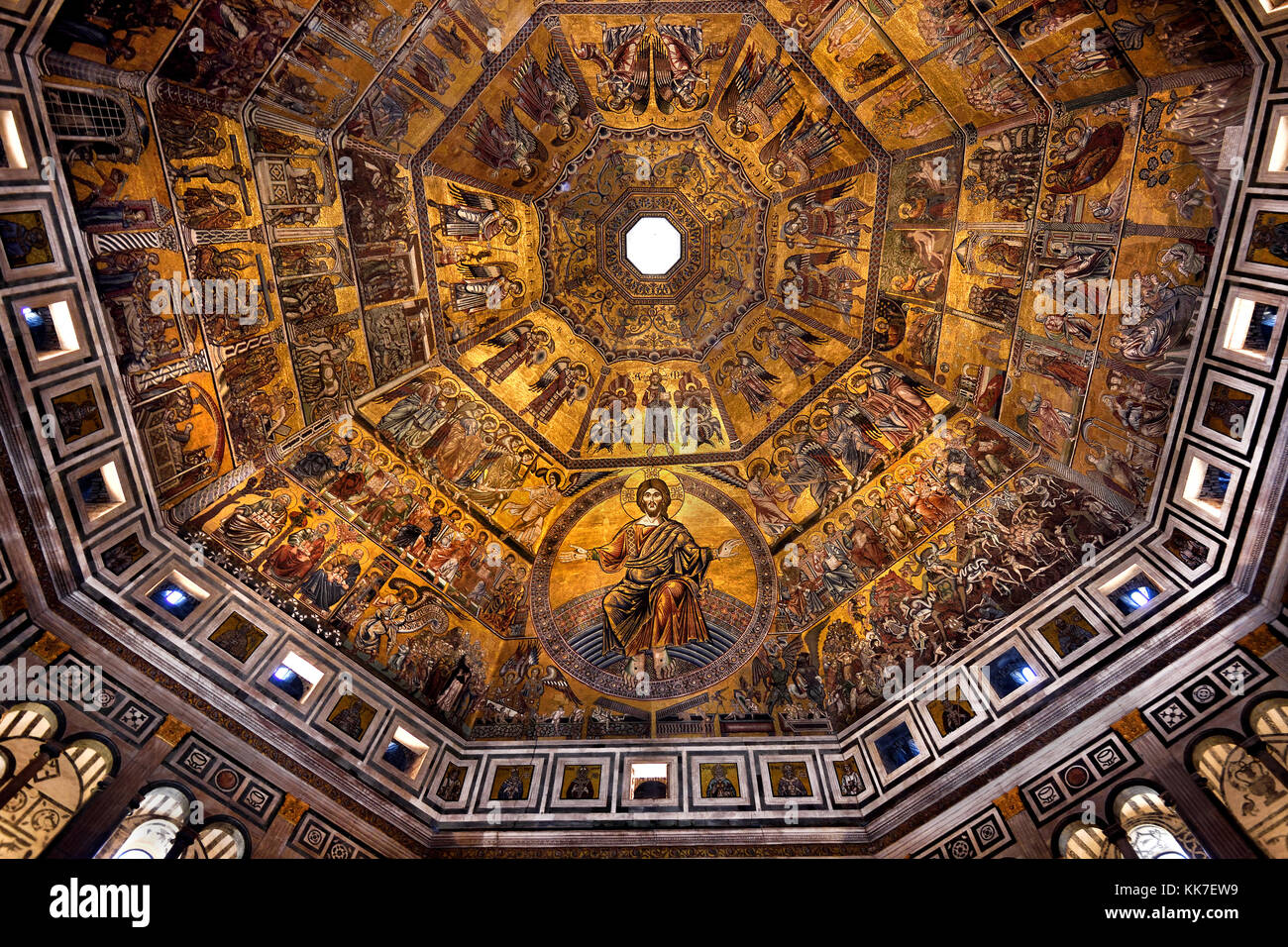 Le Christ et le Jugement dernier dans la mosaïque-couverts intérieur de ...