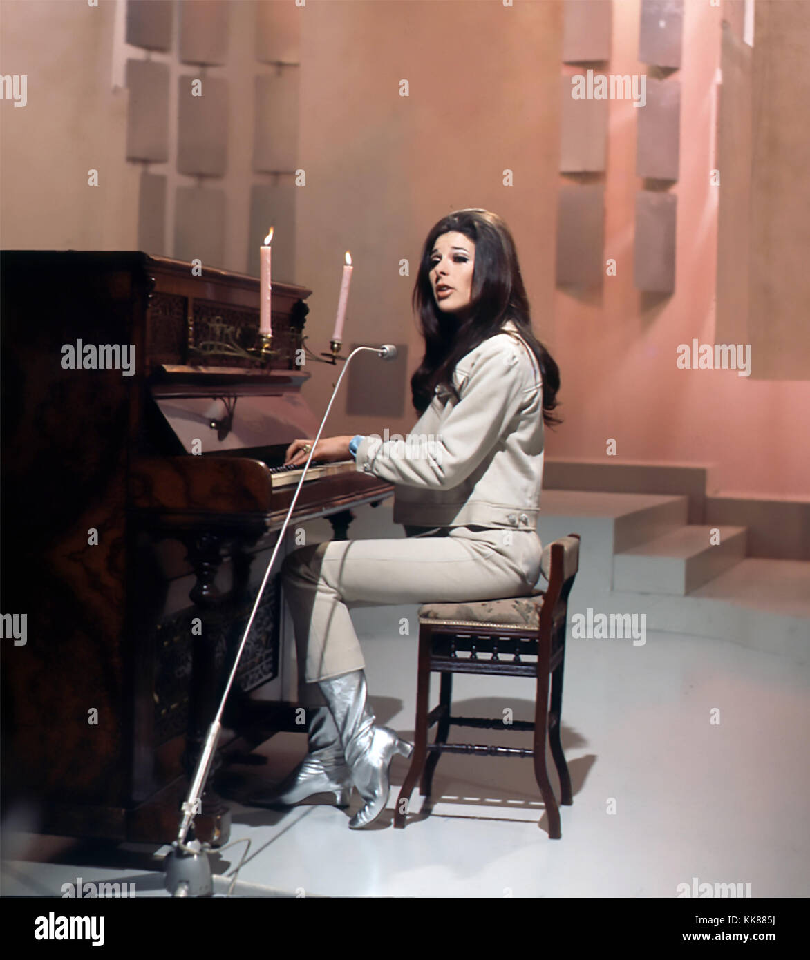 Bobbie GENTRY chanteuse américaine de pays en 1969 Photo Stock - Alamy