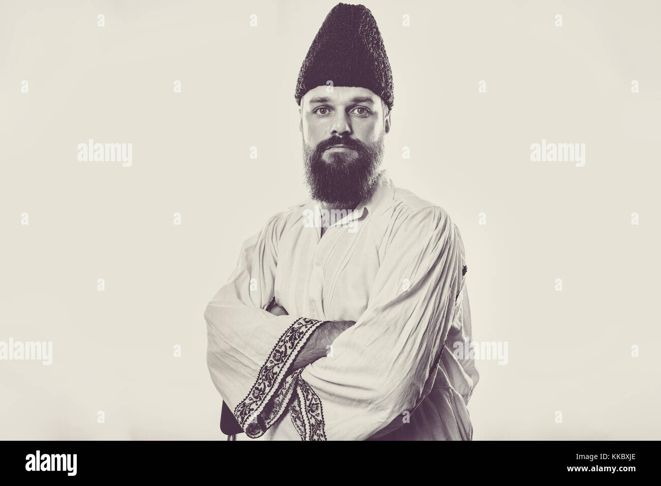 Costume traditionnel roumain Banque de photographies et d’images à ...