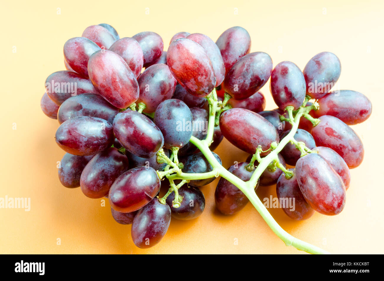 Crimson seedless grapes Banque de photographies et d’images à haute ...