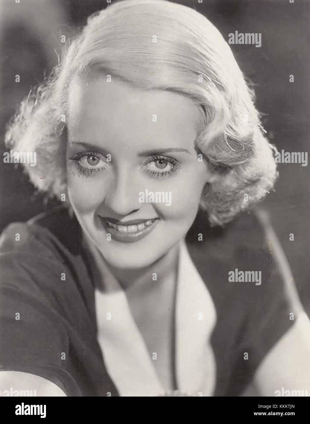 Bette Davis, l'une des actrices légendaires d'Hollywood, capturée en ...