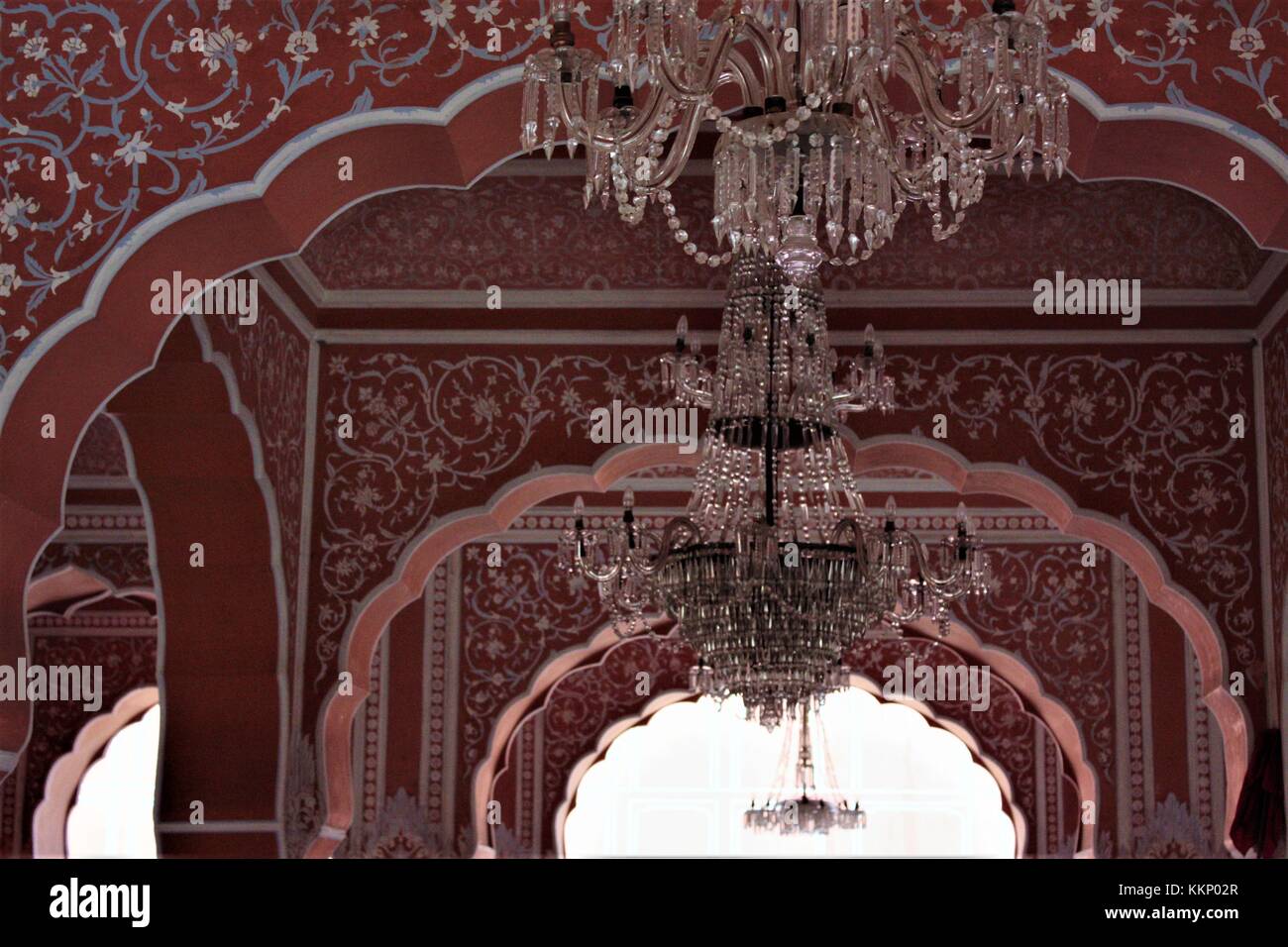 Palais rouge Banque de photographies et d’images à haute résolution - Alamy