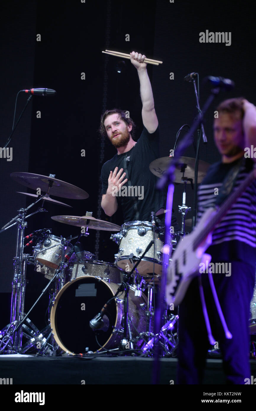 MIAMI BEACH, FL - 30 DÉCEMBRE : Daniel Platzman d'Imagine Dragons ...