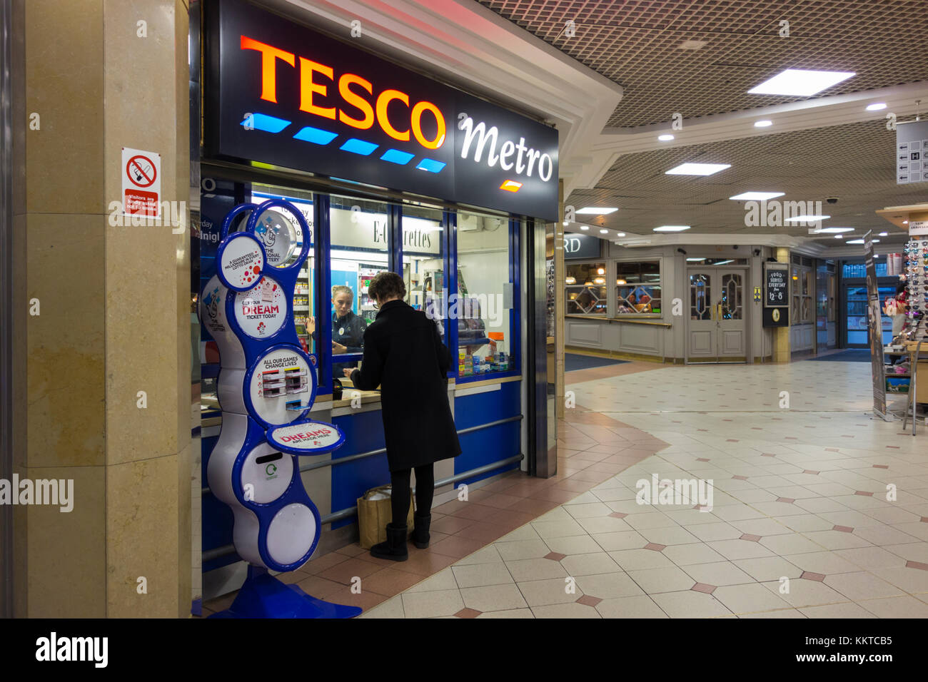 Tesco Metro London Banque d'image et photos - Alamy