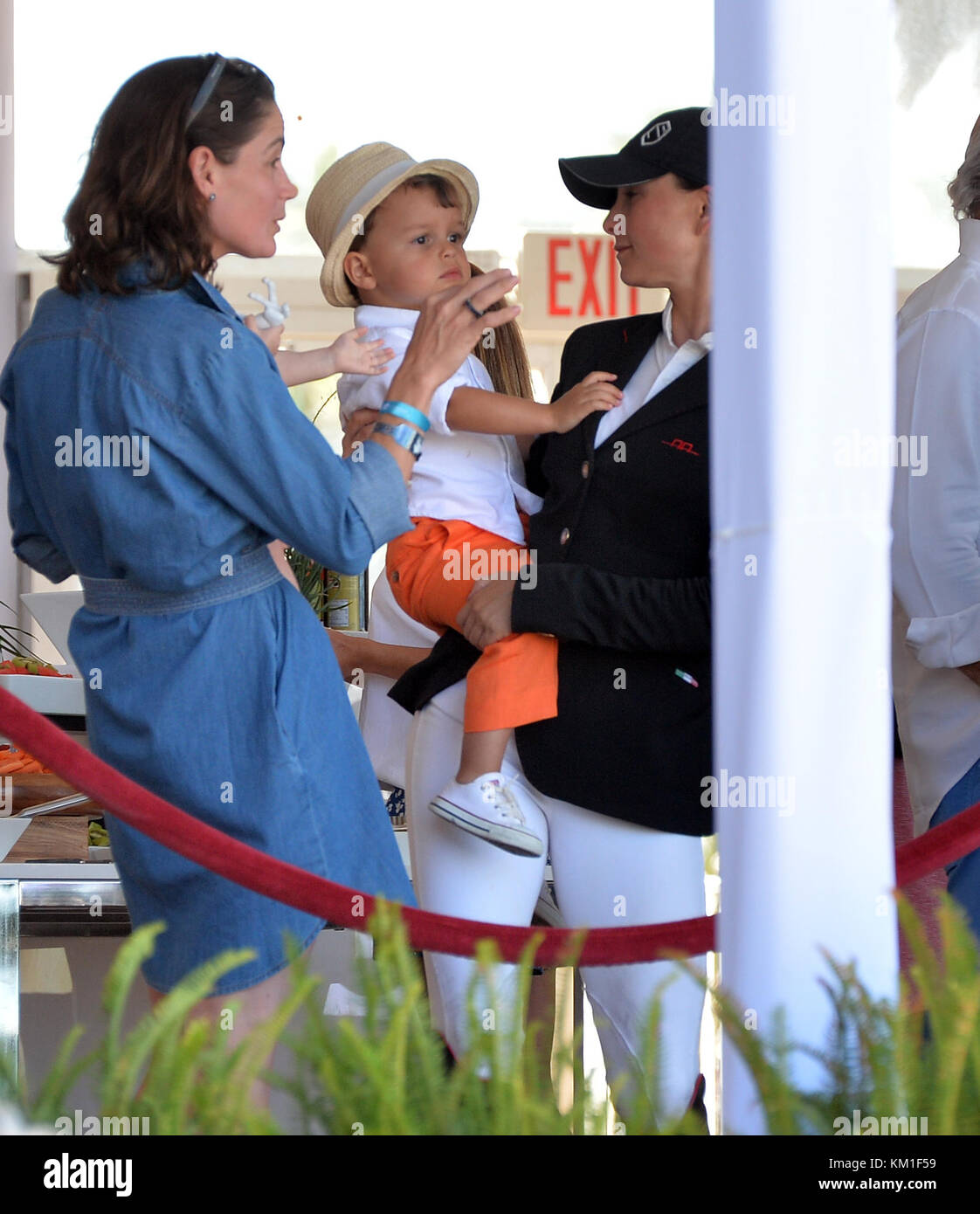 MIAMI BEACH, FL - 09 AVRIL : (COUVERTURE EXCLUSIVE) Georgina Bloomberg ...