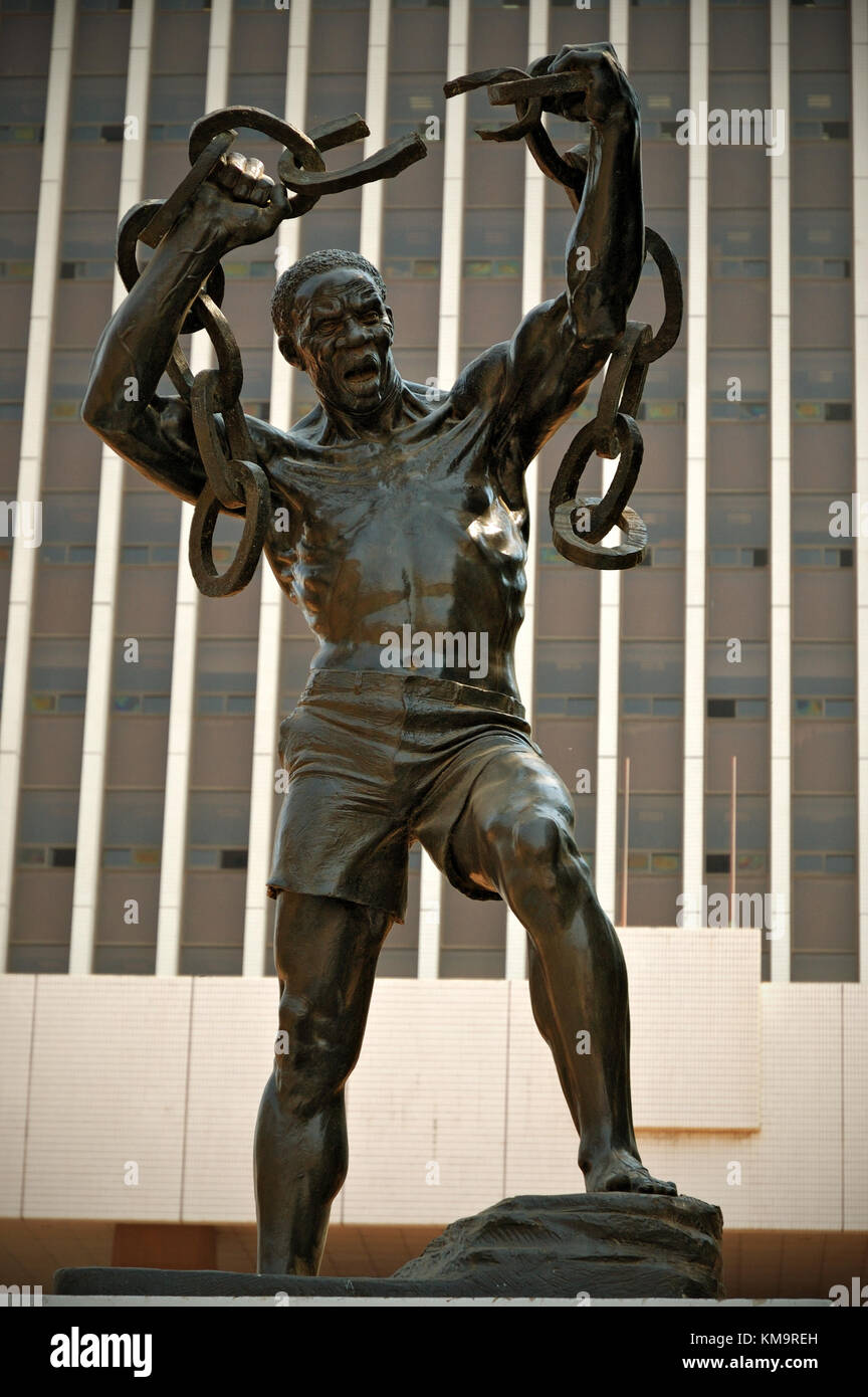 Breaking the chains of slavery Banque de photographies et d’images à ...