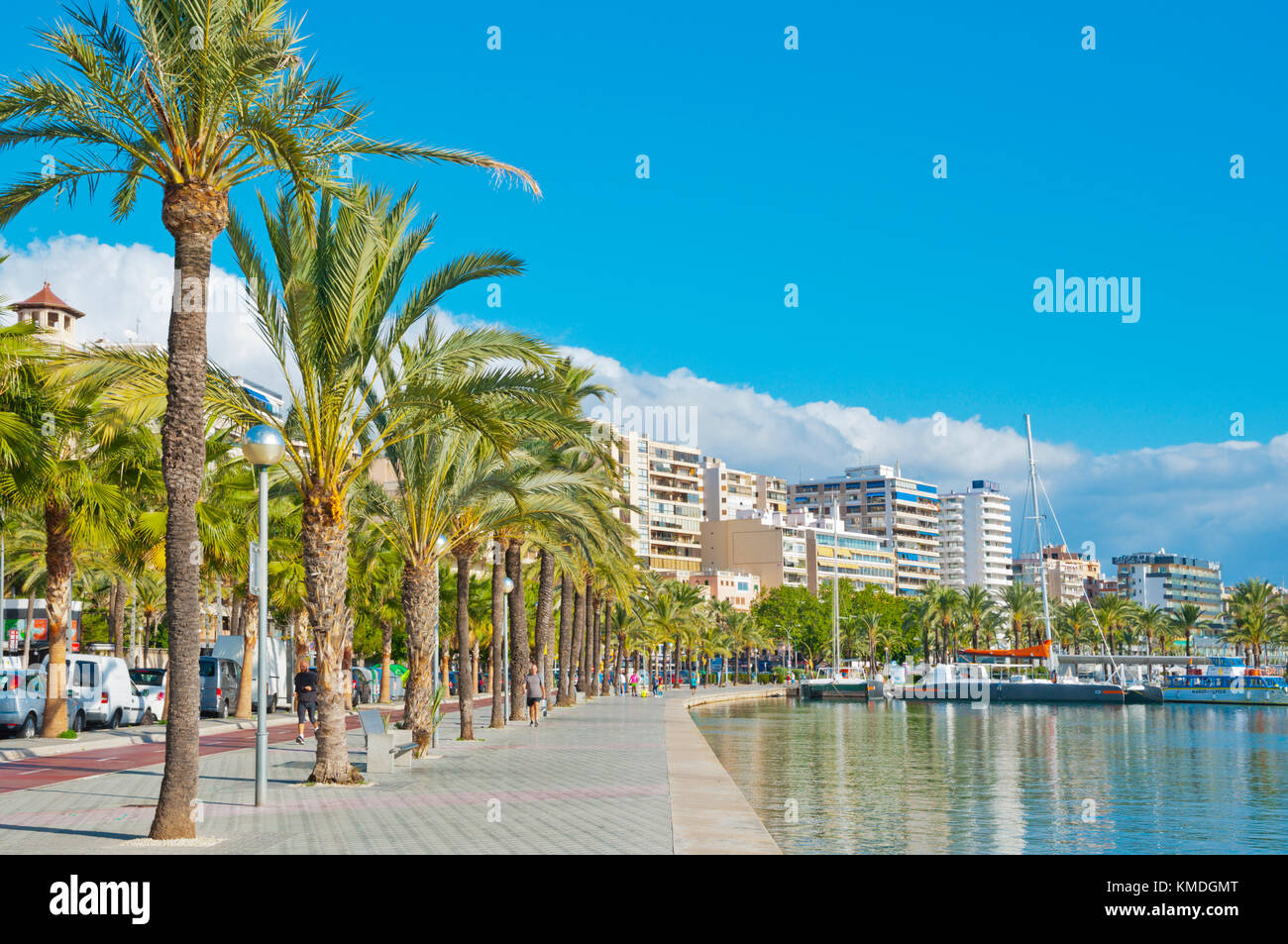 Promenade en bord de mer, le Paseo Maritimo, PASSEIG MARITIM, Avinguda ...