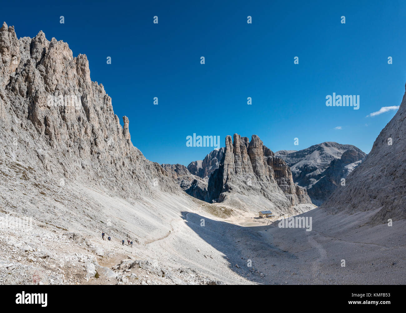 Rifugio re alberto i Banque de photographies et d’images à haute ...