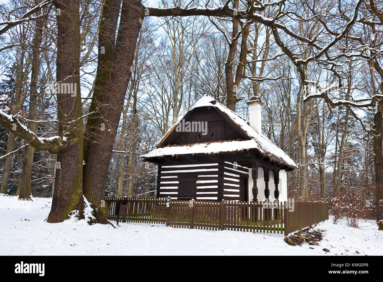 Ceska chaloupka a zamecka zahrada (narodni kulturni pamatka + UNESCO ...