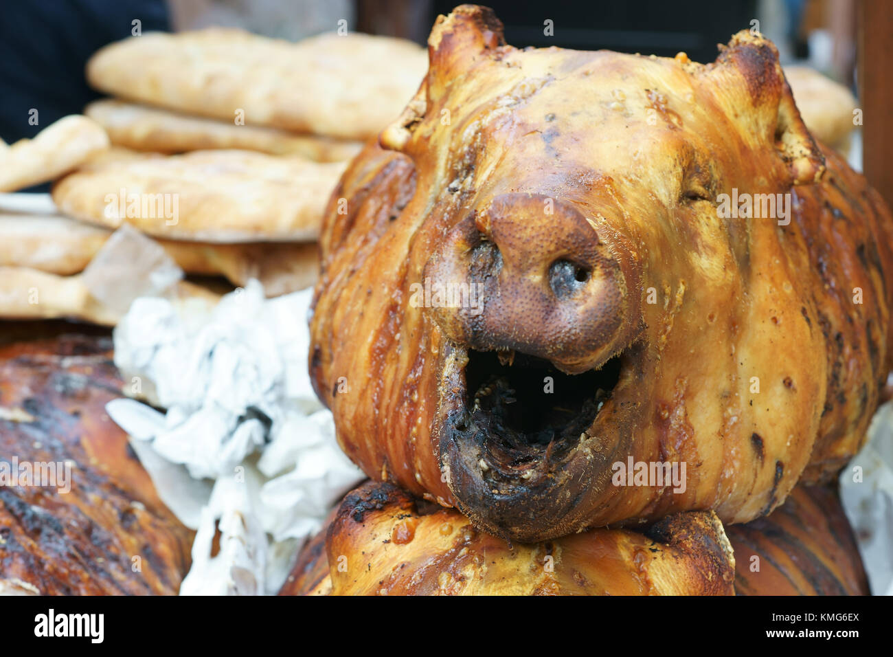 Porchetta roast Banque de photographies et d’images à haute résolution ...