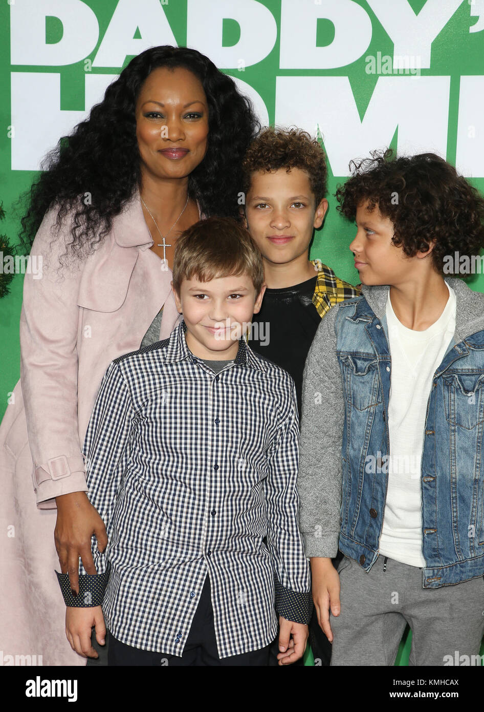 Jax joseph nilon and oliver saunders Banque de photographies et d ...