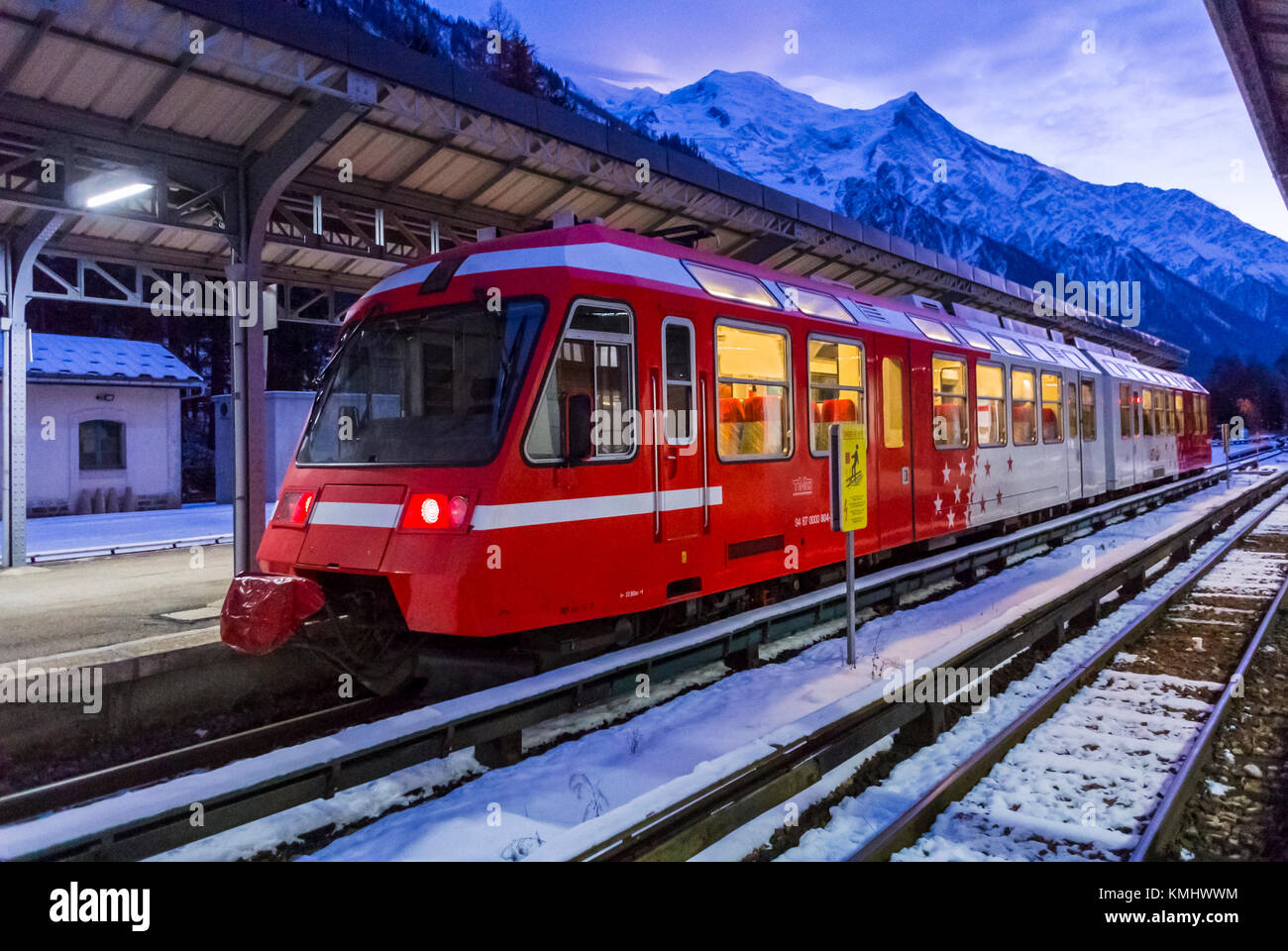 Chamonix-Mont blanc, France, Alpes françaises, train touristique à la ...