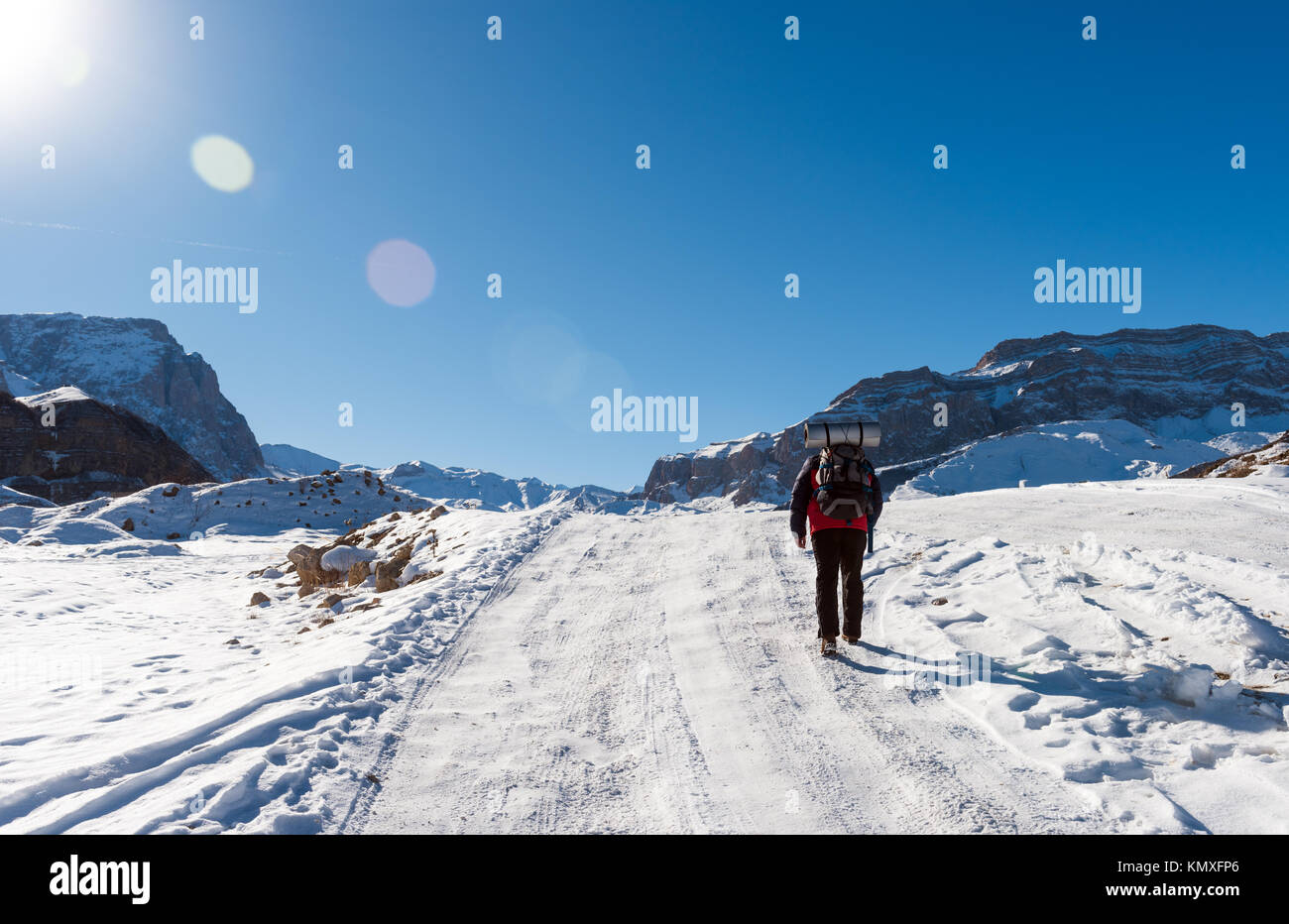 Glace grimpeur escalade escalade montagne montagnes alpinisme alpiniste ...
