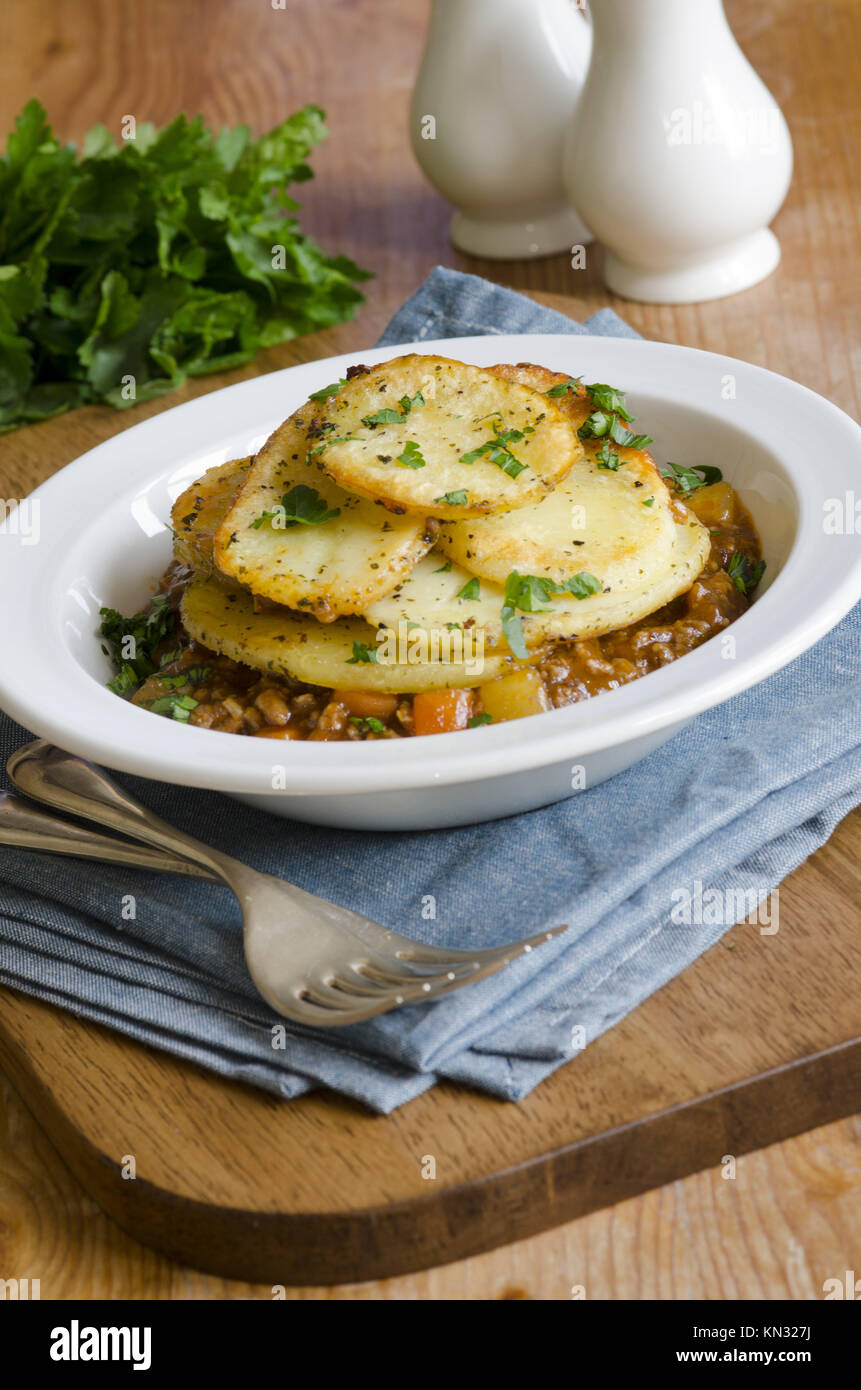 Garni De Pomme De Terre Banque d'image et photos - Alamy