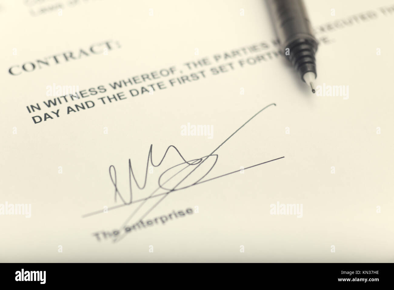 Signature de contrat Banque de photographies et d’images à haute ...