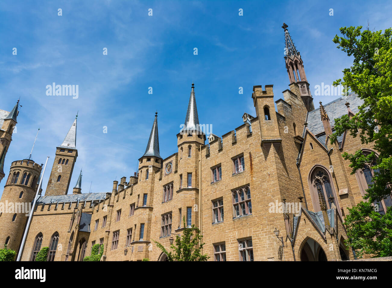 De l'Allemand Burg Hohenzollern Architecture Château Souabe célèbre voyage Paysage Architecture ...