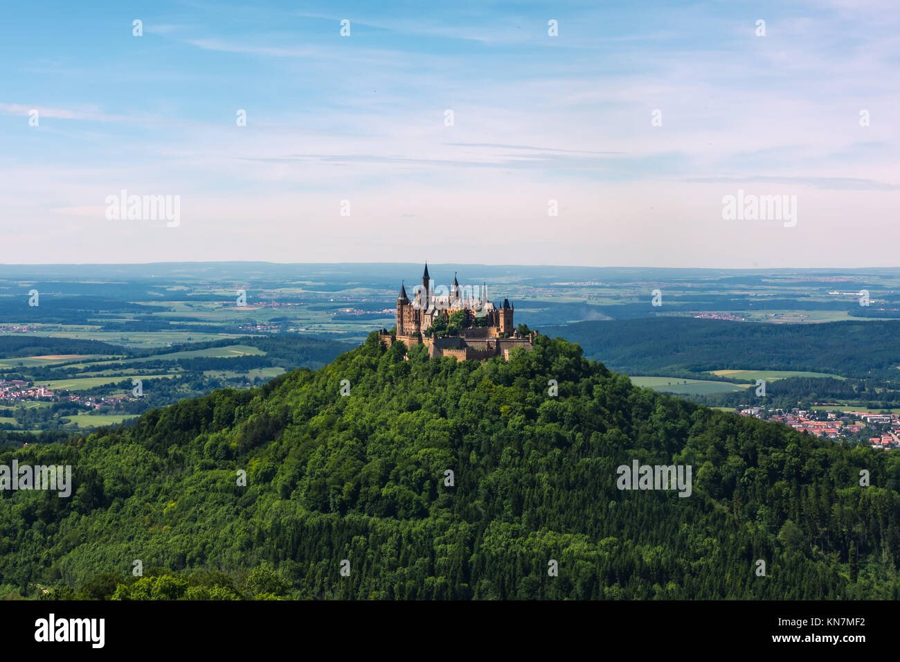 De l'Allemand Burg Hohenzollern Architecture Château Souabe célèbre voyage Paysage Architecture ...