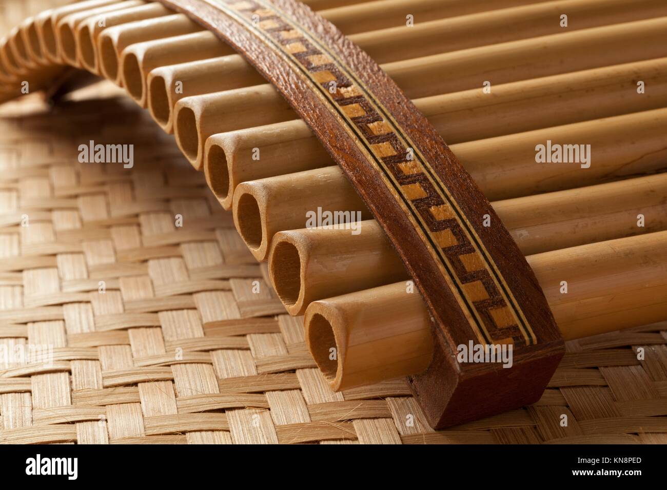 Instrument de musique en bambou Banque d'image et photos - Alamy