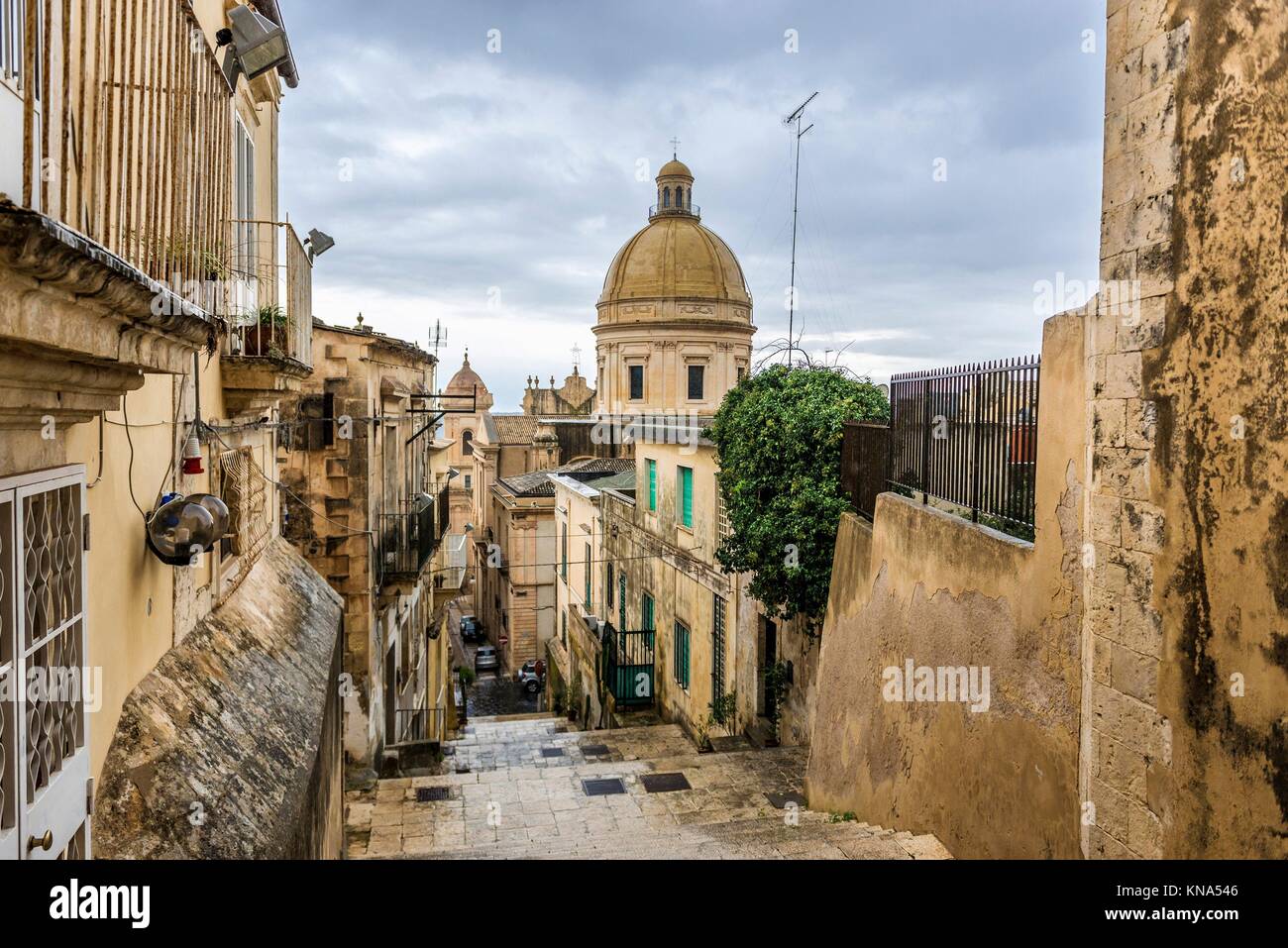 Dôme de Saint Nicolas de Myra cathédrale en ville de Noto, en Sicile en ...