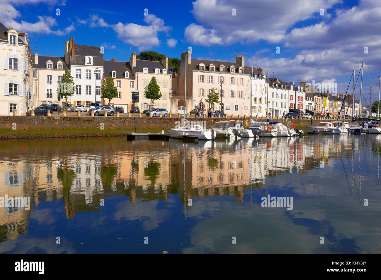 Vieux vannes Banque de photographies et d’images à haute résolution - Alamy