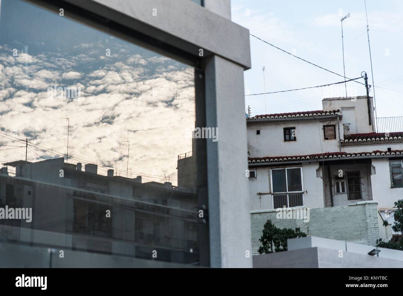 Reflet dans la vitre Banque de photographies et d’images à haute ...