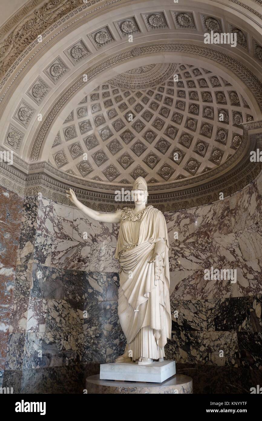 Athena marble statue at the louvre museum Banque de photographies et d ...