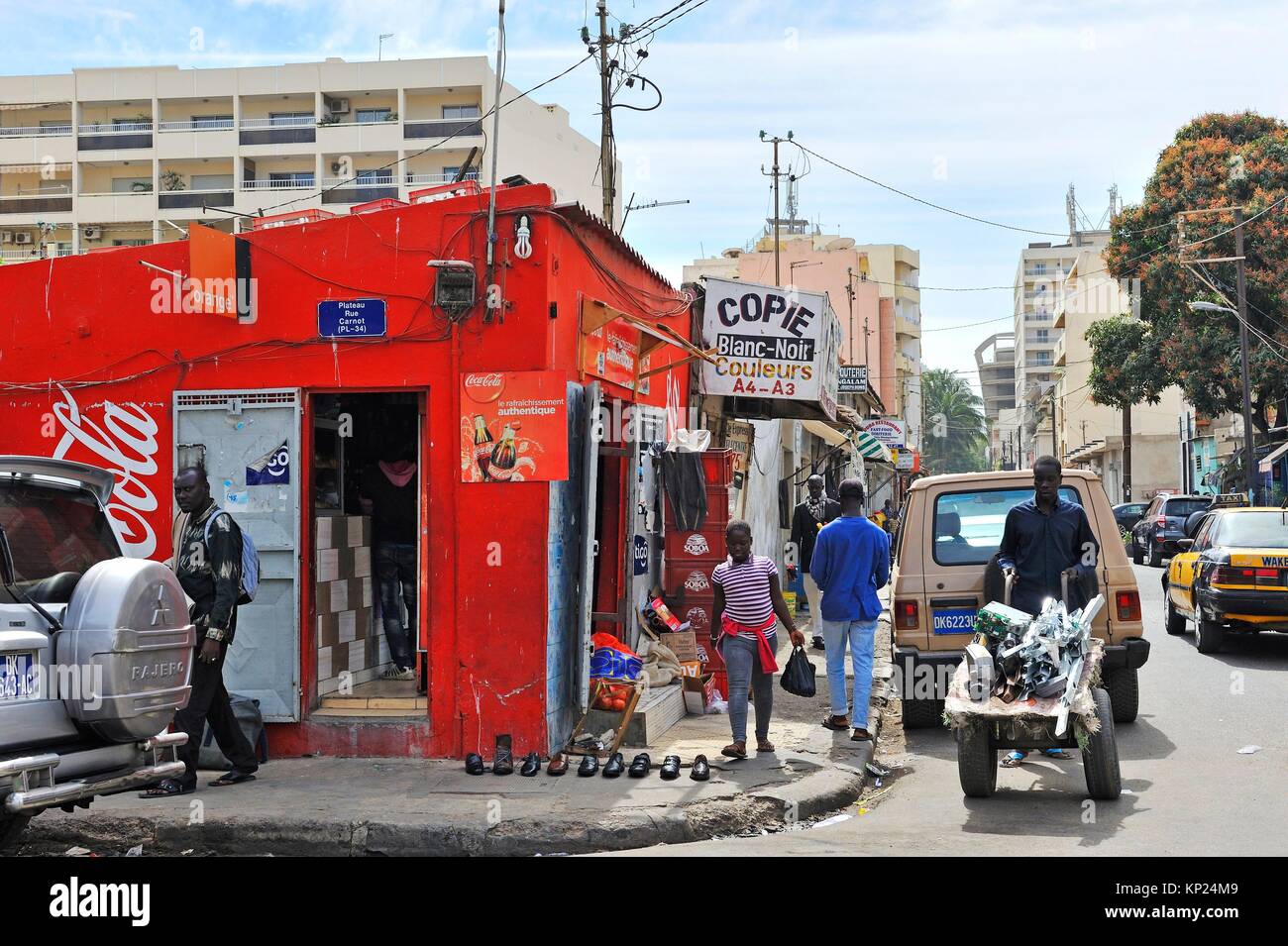 Street Scene Dakar Senegal Photos & Street Scene Dakar Senegal Images ...