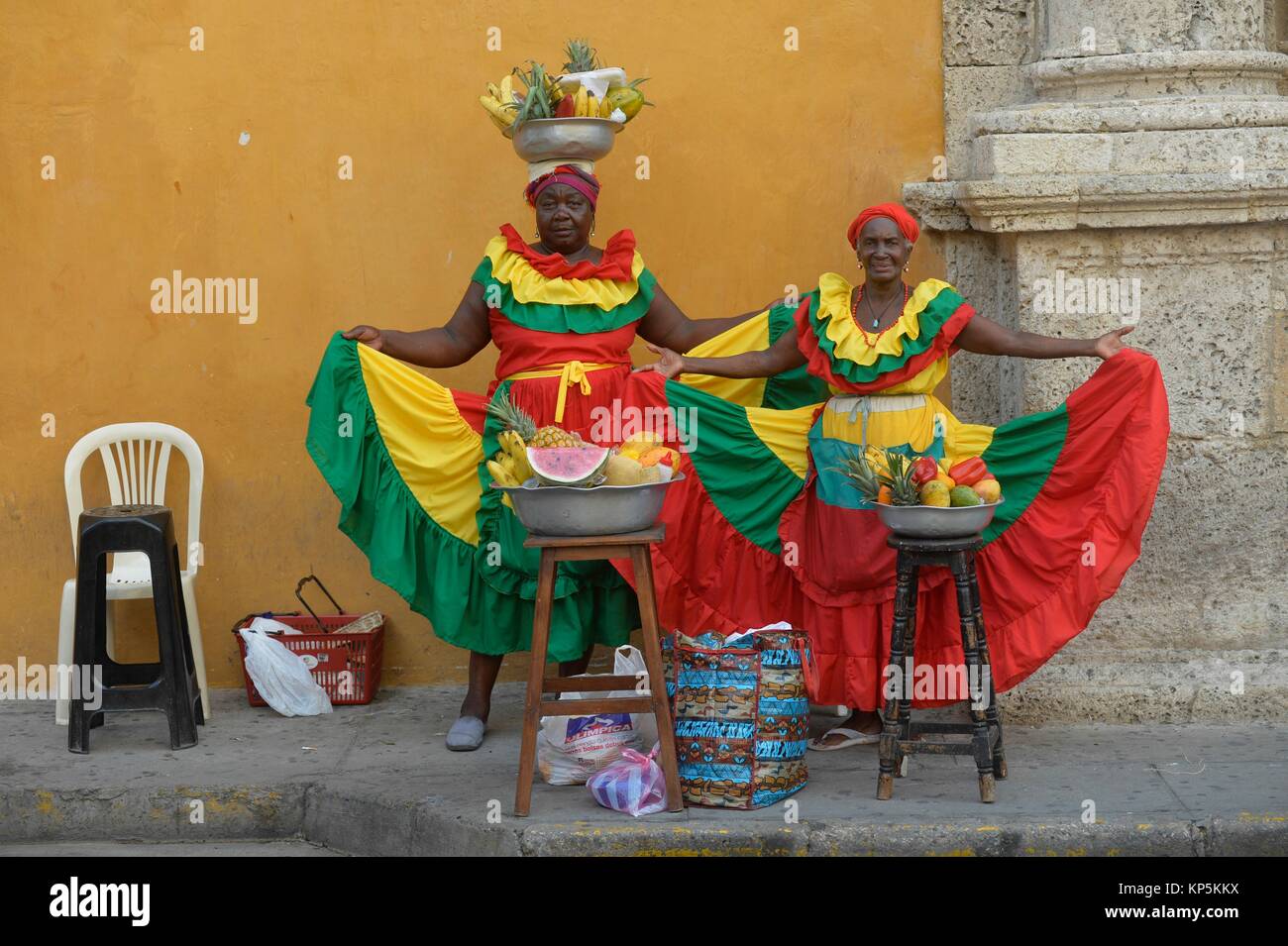 Colombia Traditional Costume Banque d'image et photos - Alamy