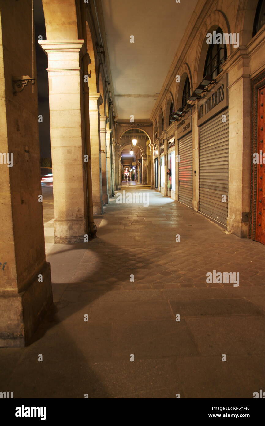 Arcades de rue Banque de photographies et d’images à haute résolution ...