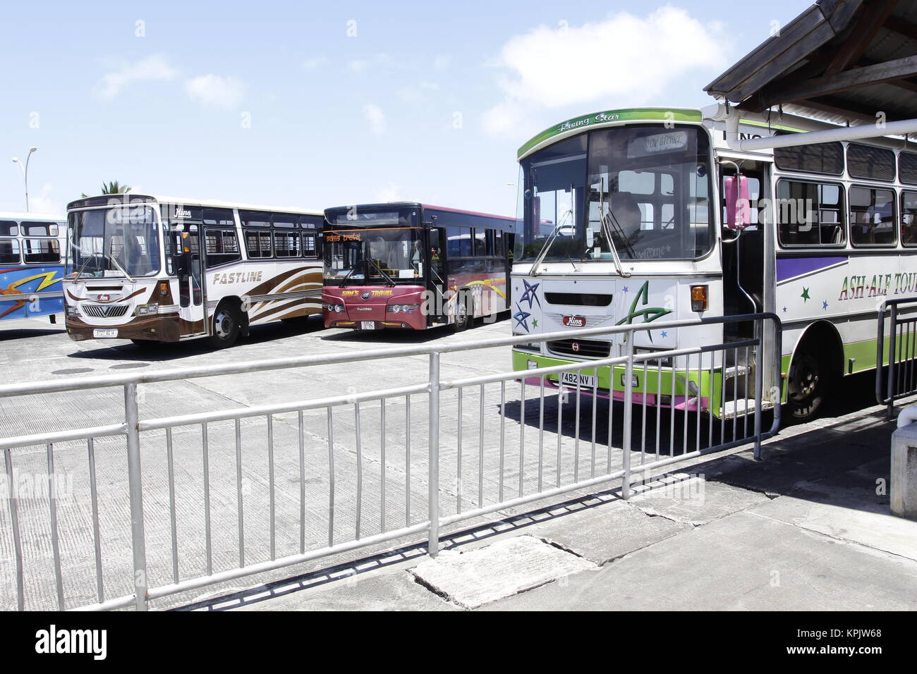 Bus terminal bus station in mahébourg Banque de photographies et d ...