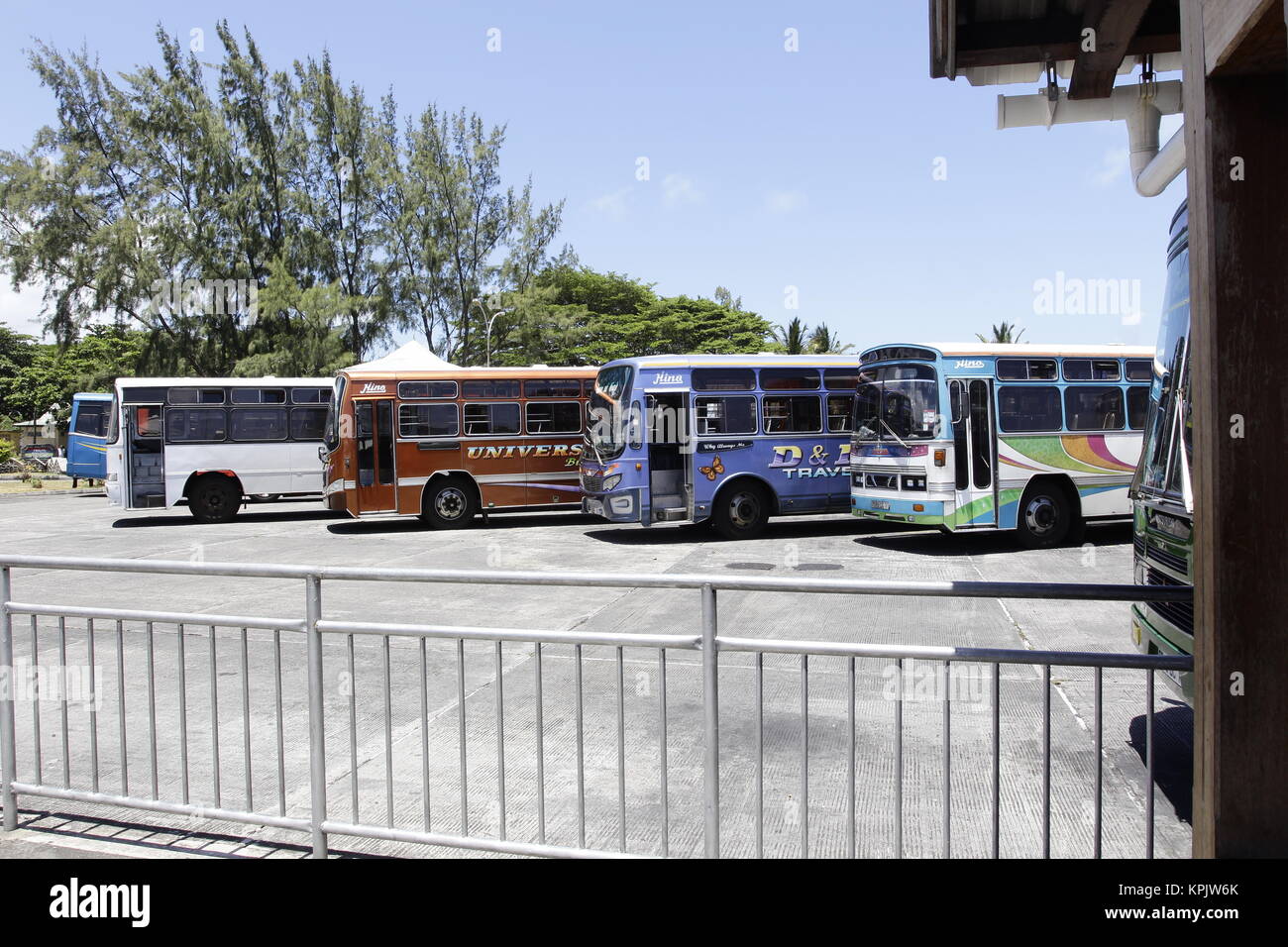 Bus terminal bus station in mahébourg Banque de photographies et d ...