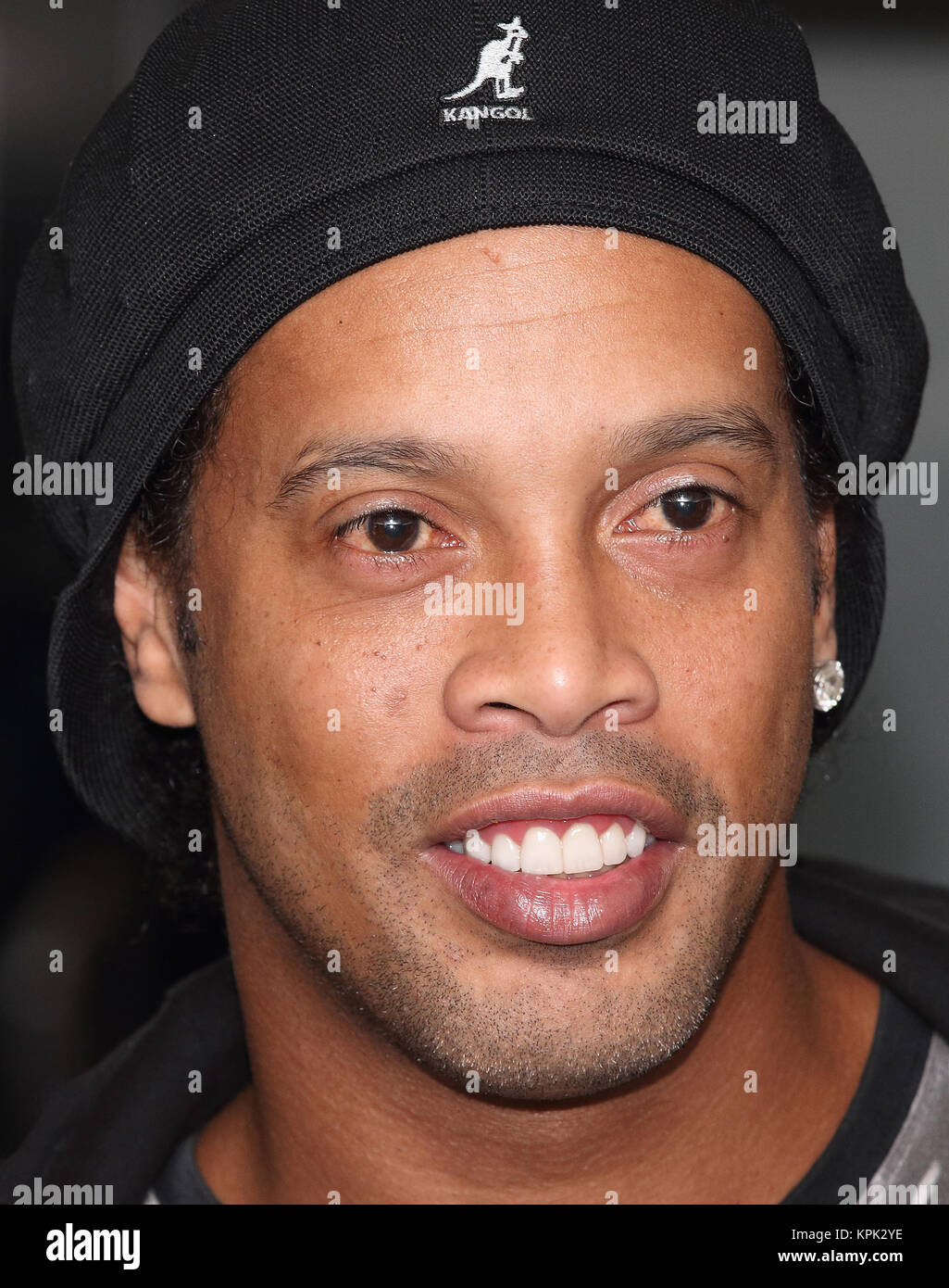 Ronaldinho Portrait Photos & Ronaldinho Portrait Images - Alamy