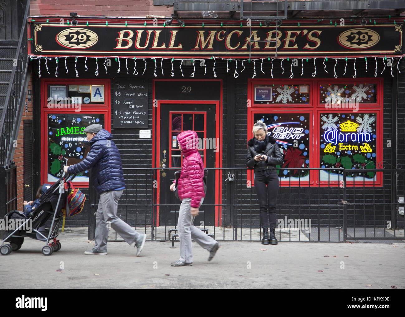 Bull mccabes Banque de photographies et d’images à haute résolution - Alamy