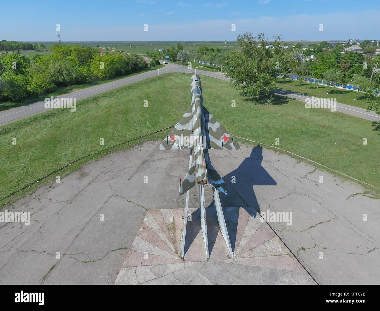Monument à l'avion de chasse. Monument de mémoire et la gloire ...