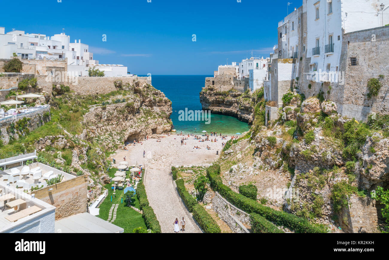 Polignano a Mare, Province de Bari, Pouilles, Italie du sud Photo Stock ...