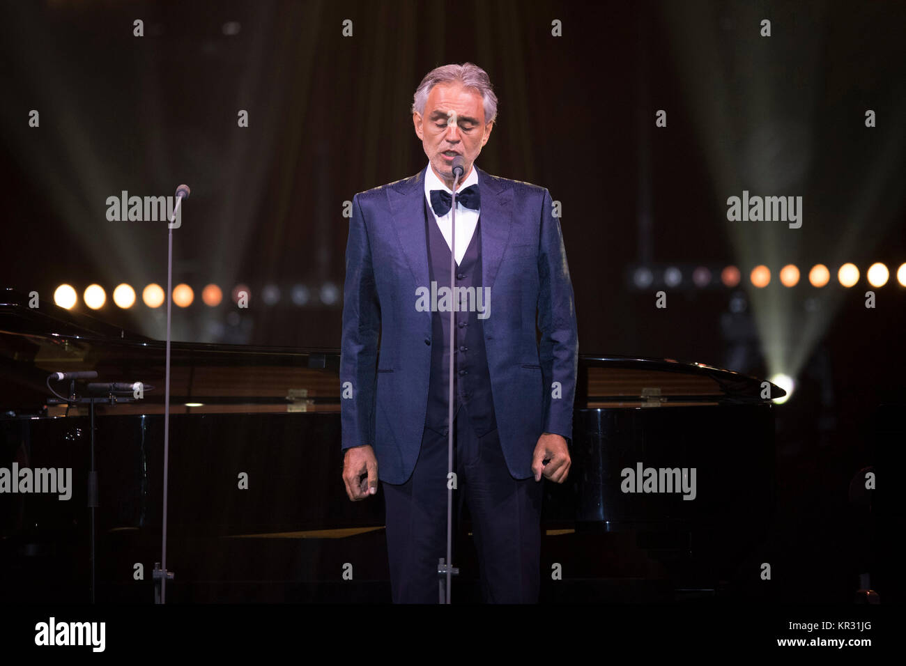 Andrea bocelli Banque de photographies et d’images à haute résolution ...