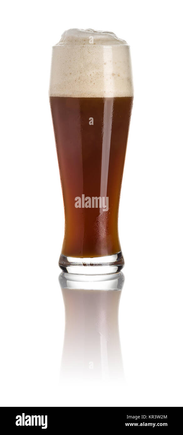 Dunkles Bier Banque d'image et photos - Alamy