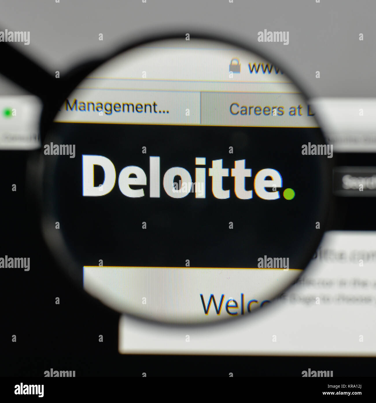 Deloitte logo Banque de photographies et d’images à haute résolution - Alamy