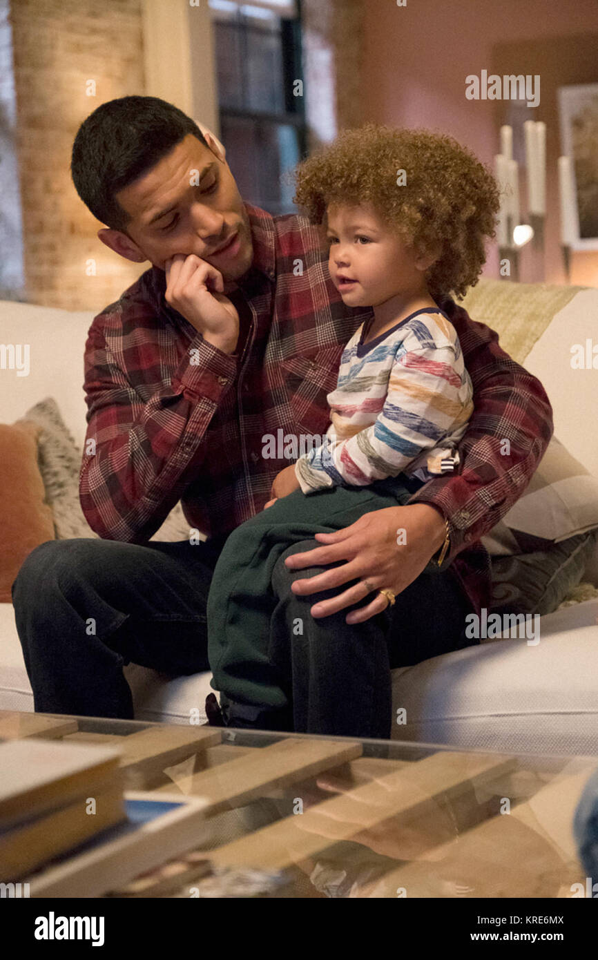 SMILF, Miguel Gomez, Alexandra/Anna Reimer dans 'La moitié d'un gâteau ...