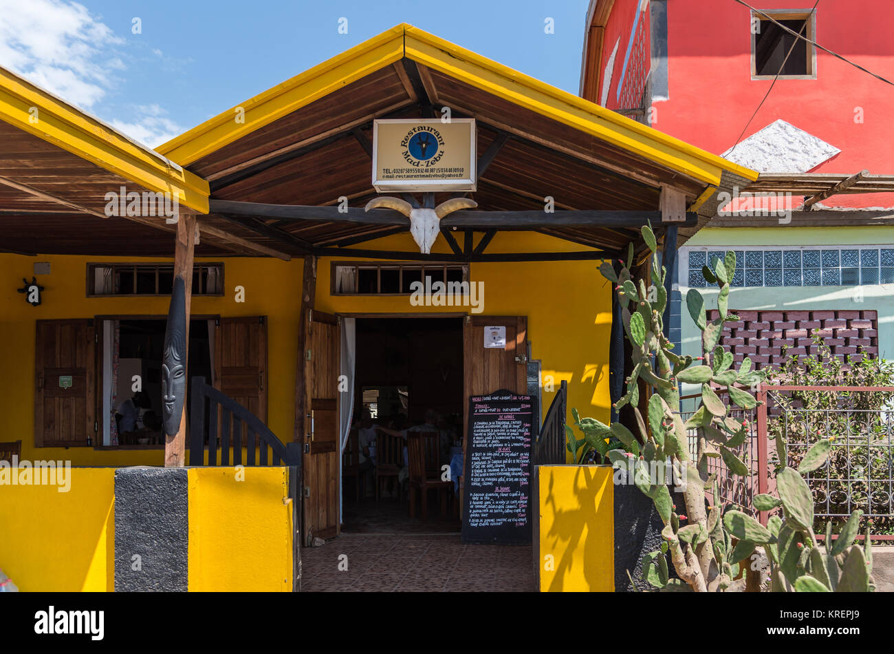 Mad Zébu Restaurant, célèbre parmi les touristes, sert une cuisine ...