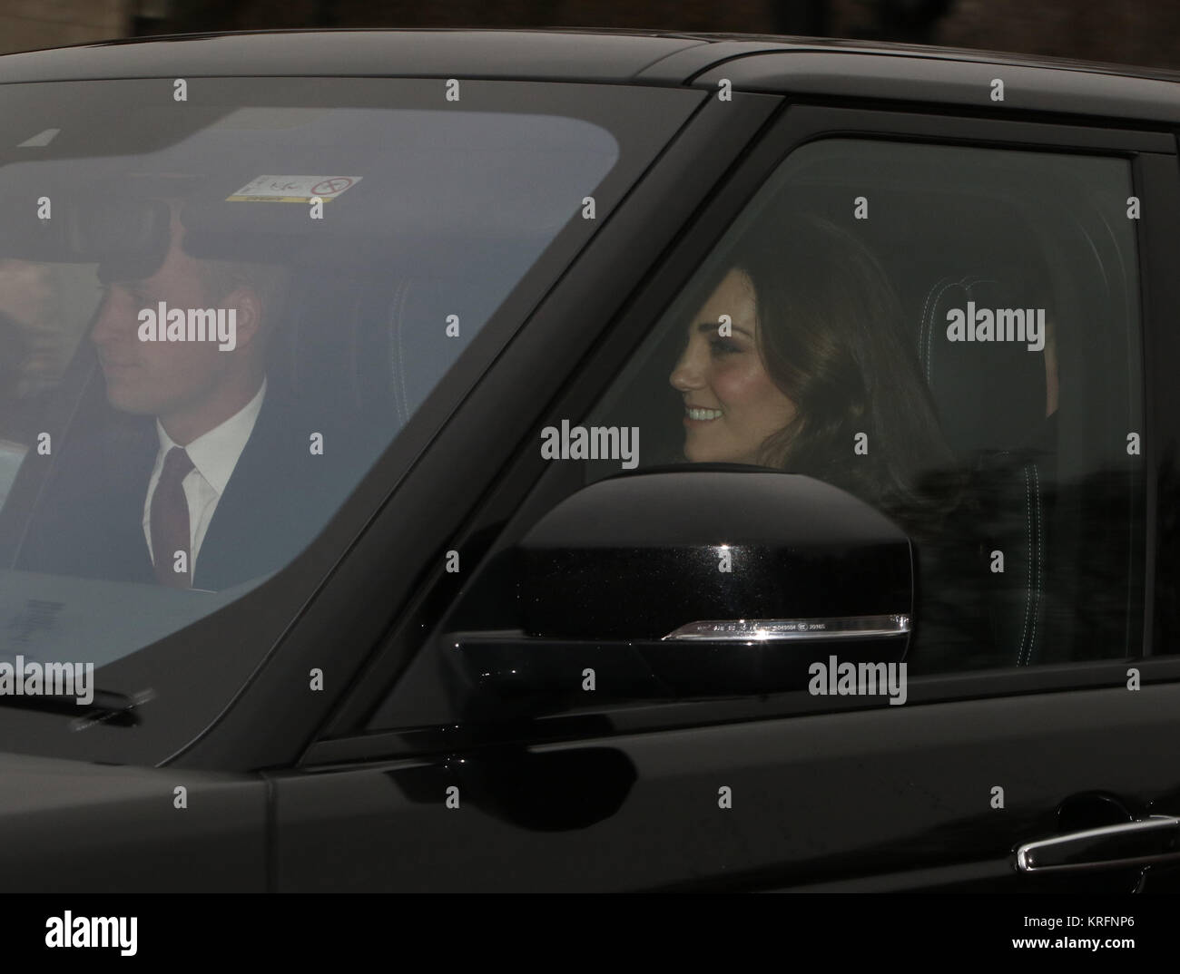 Royals kate middleton car Banque de photographies et d’images à haute ...