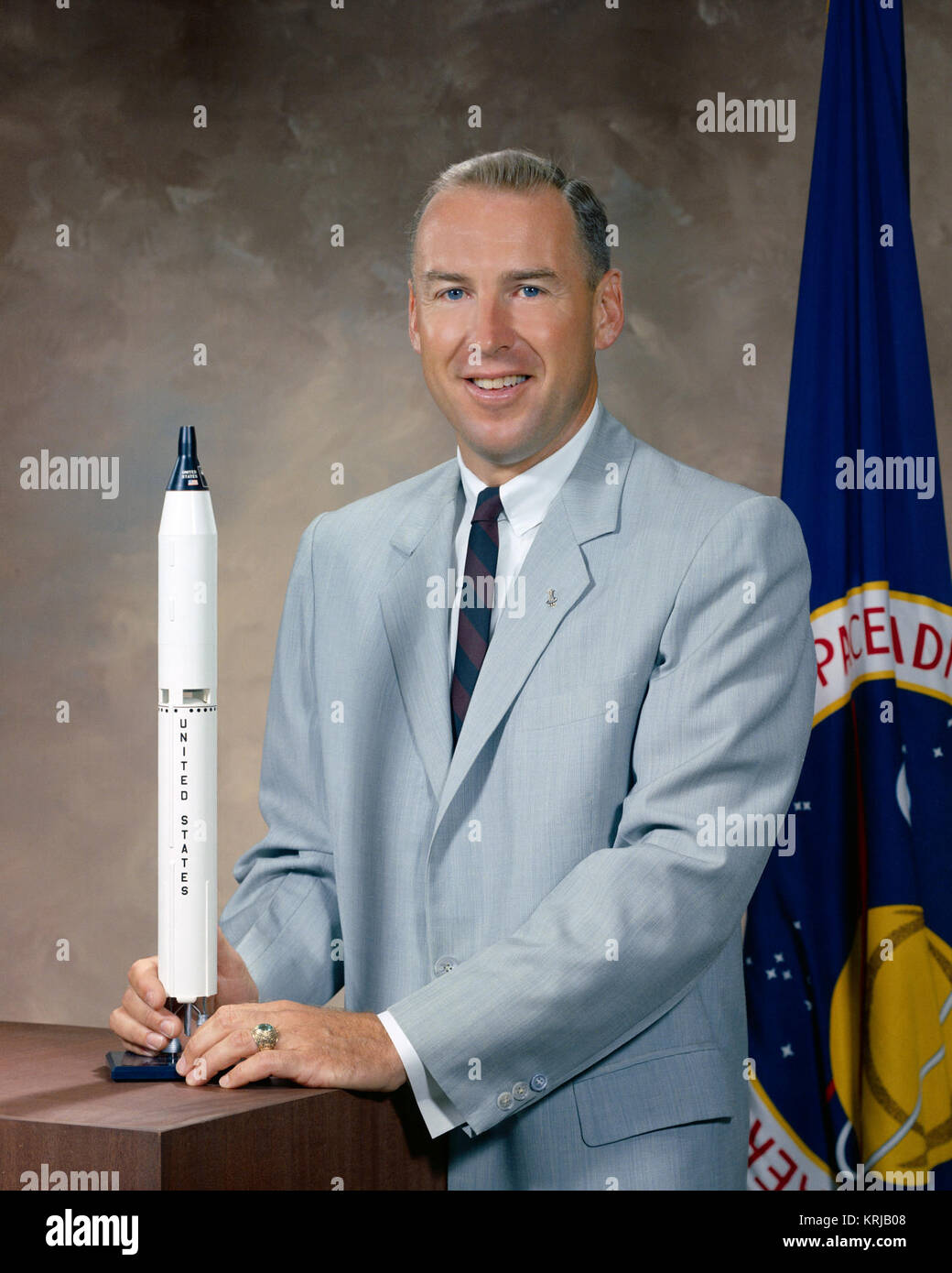 Jim lovell Banque de photographies et d’images à haute résolution - Alamy