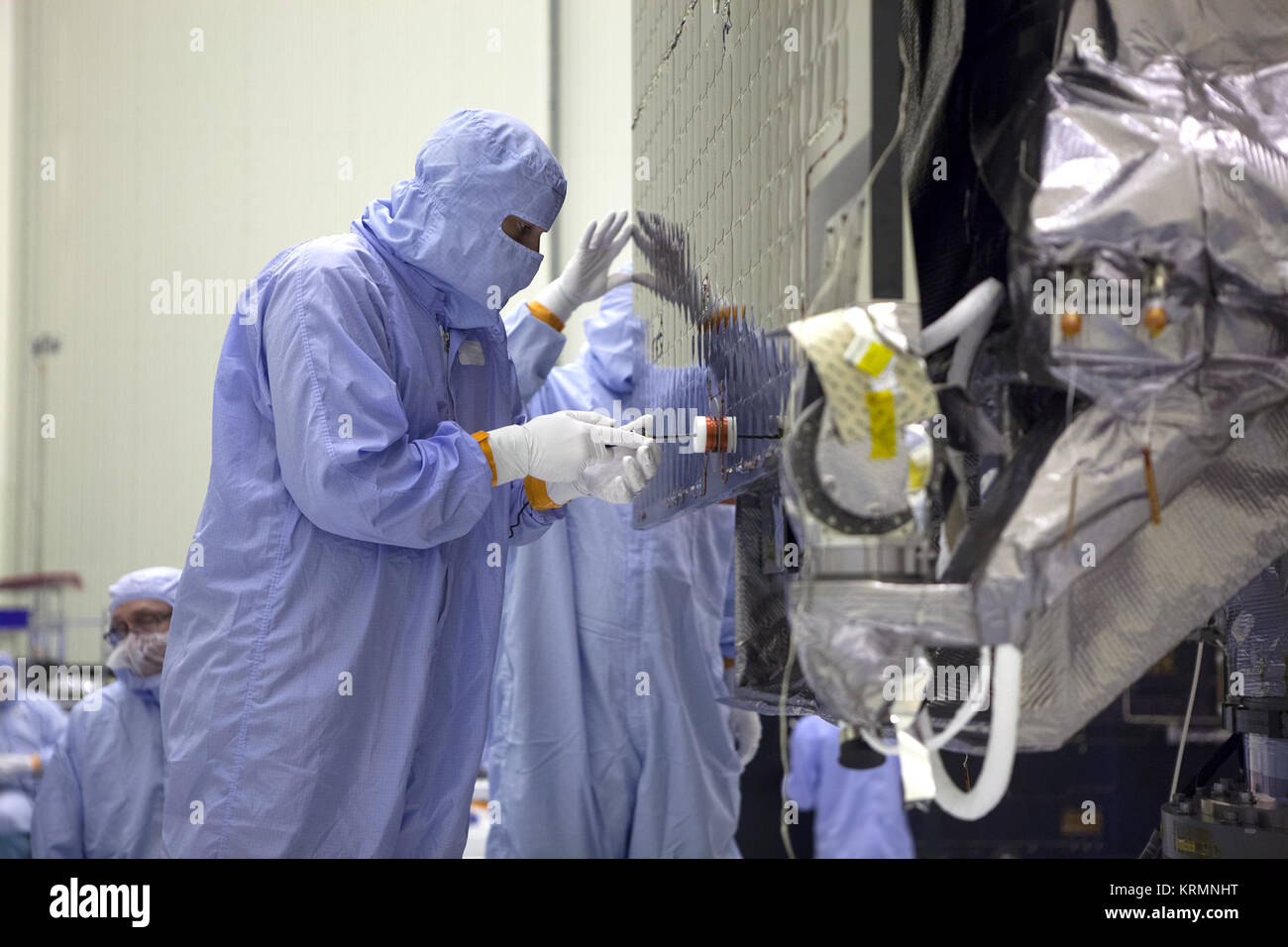 Batterie Solaire Panneau -y soit installé sur l'OSIRIS-REx des engins ...