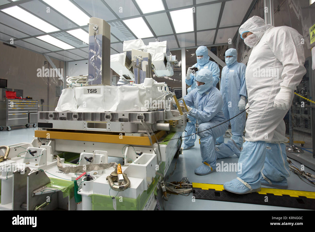 Dans la grande baie de Kennedy Space Center's Space Station Processing ...