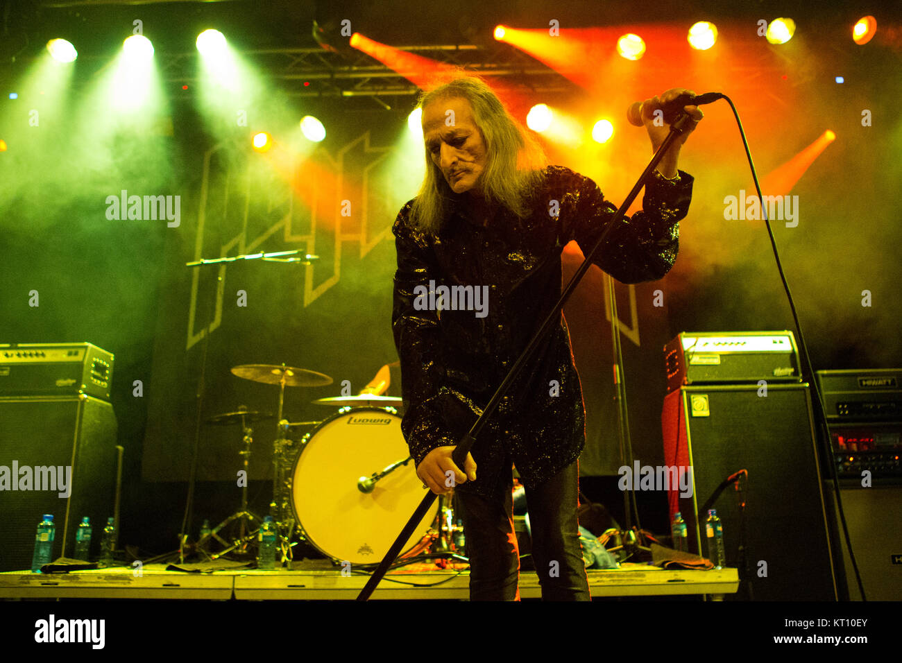 Pentagram band Banque de photographies et d’images à haute résolution ...