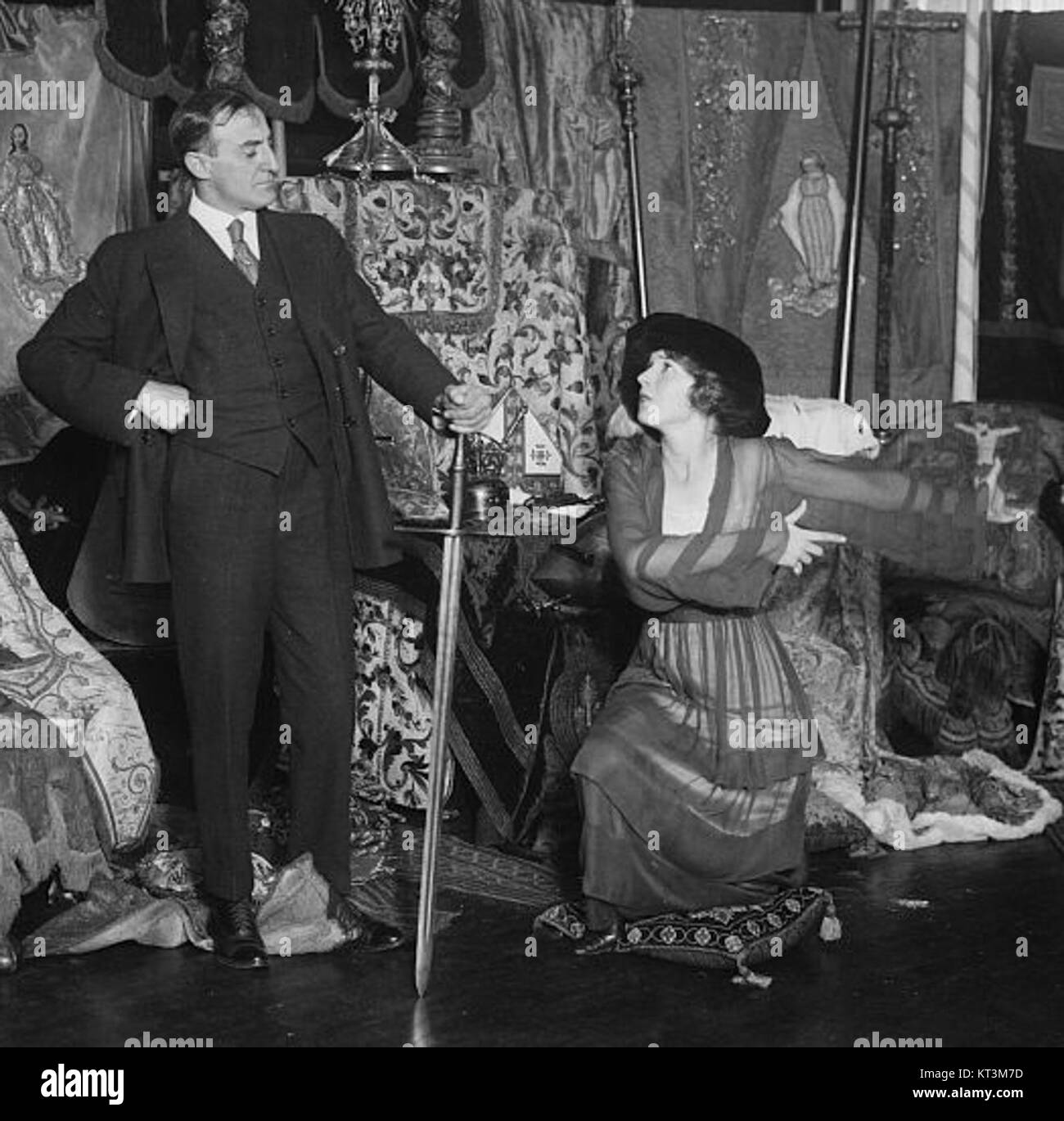 Ina claire Banque de photographies et d’images à haute résolution - Alamy