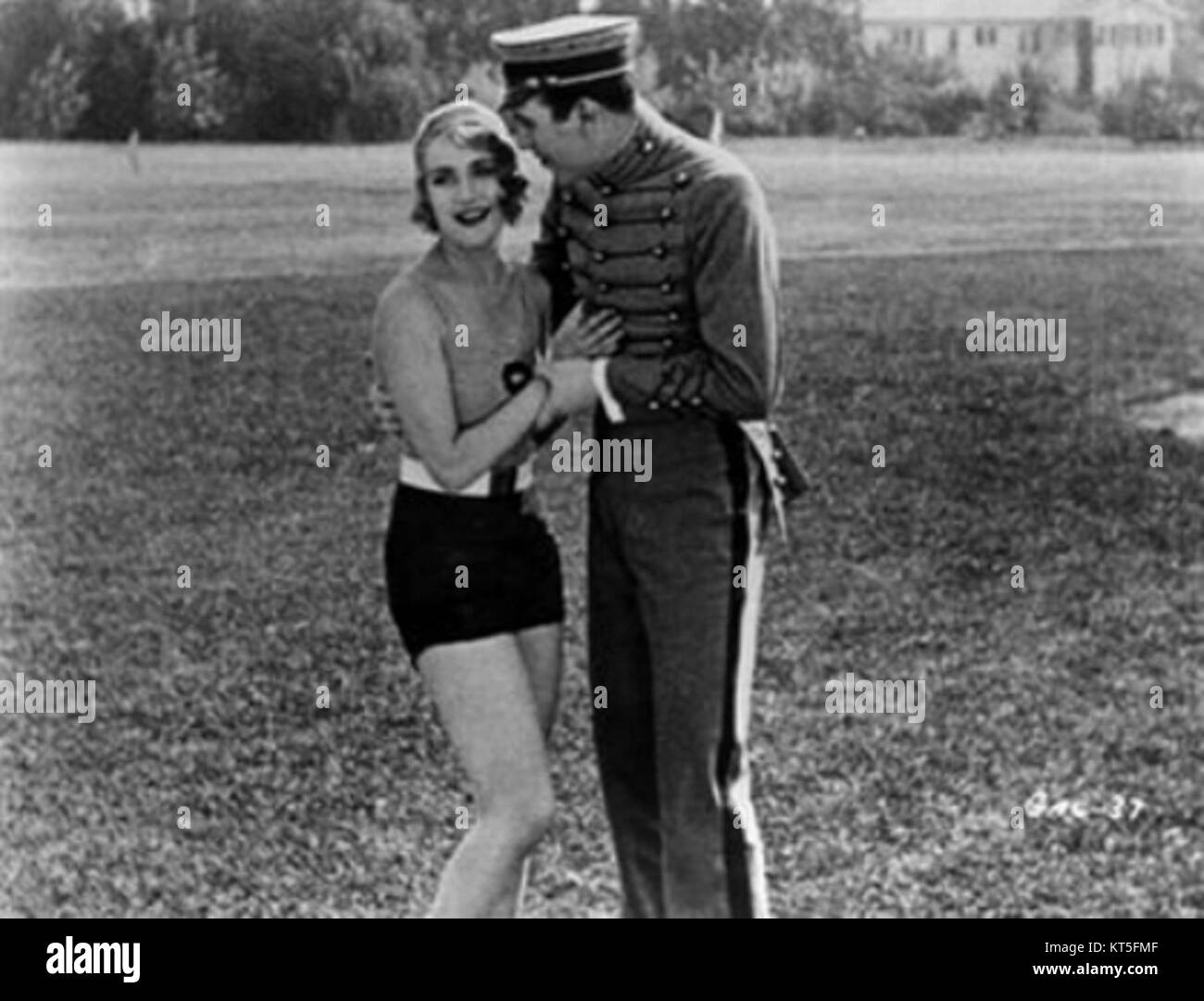Run Girl Run est un film muet réalisé par Paul Fejos en 1928. Le film ...