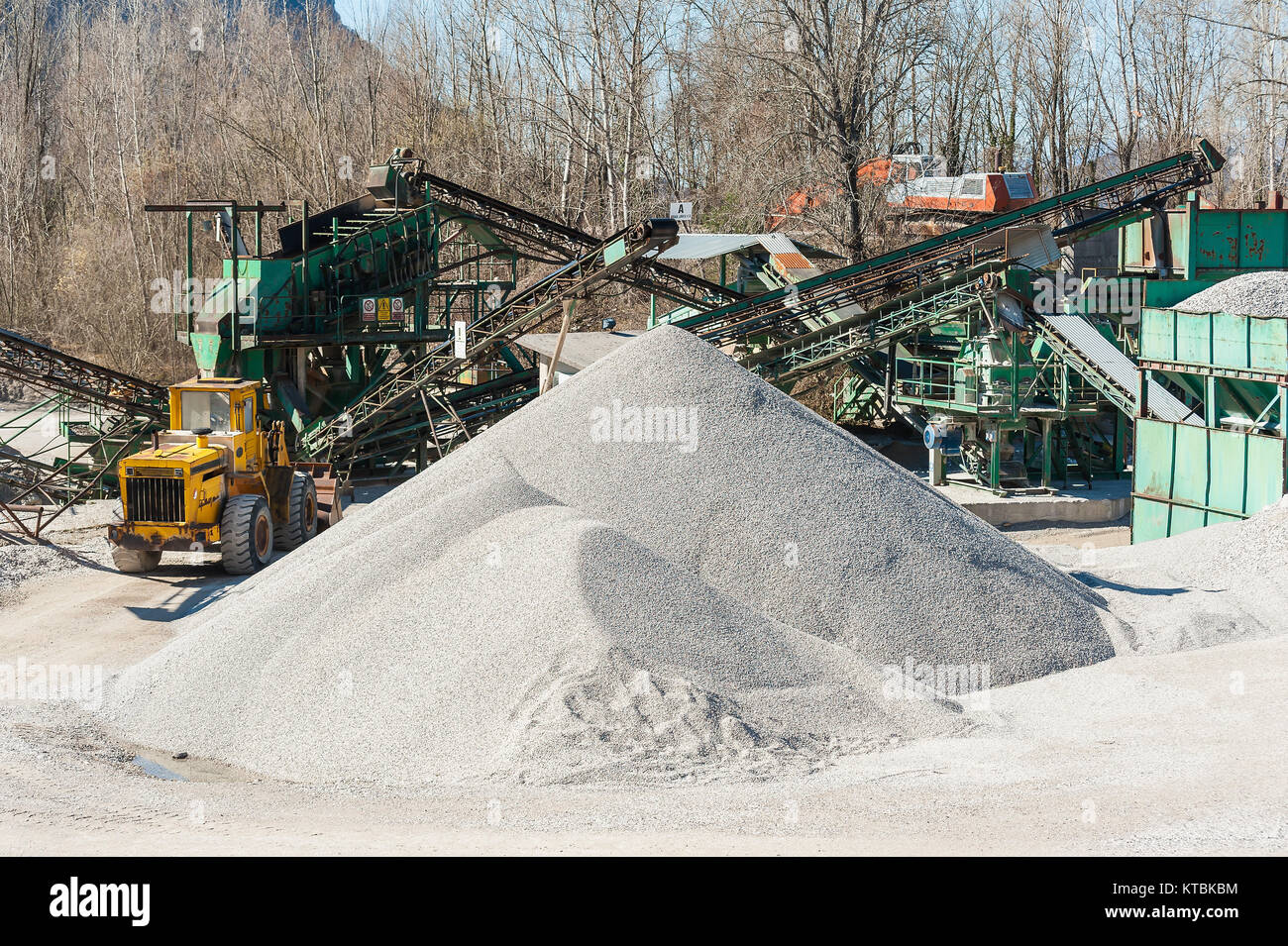 L'extraction des agrégats de gravier. La distribution des machines et ... L'extraction des agrégats de gravier. La distribution des machines et ...