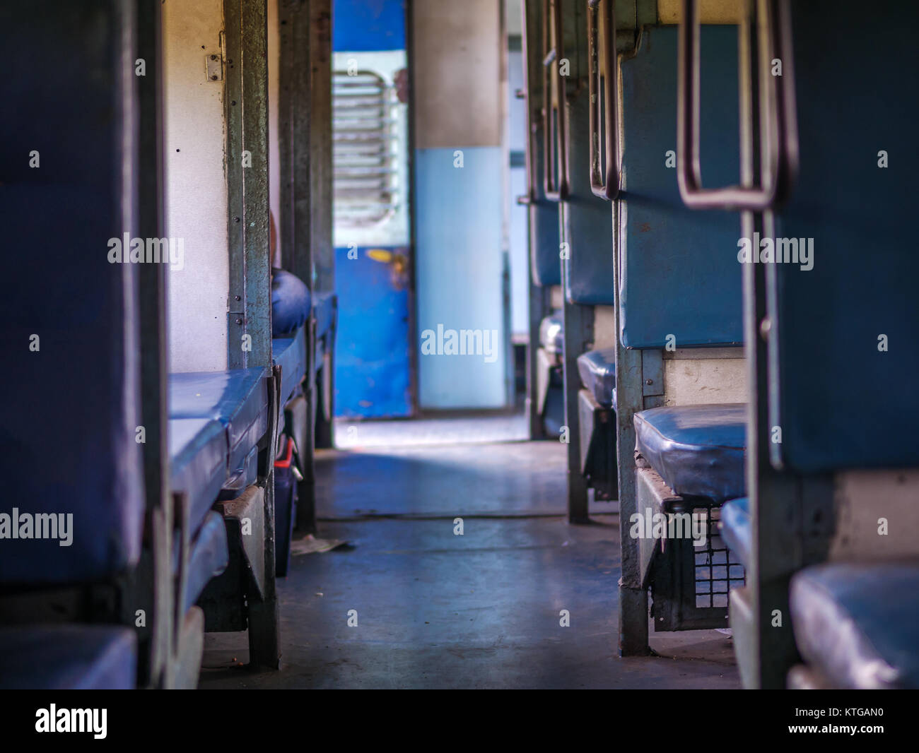 Compartiment de train ancien Banque de photographies et d’images à ...